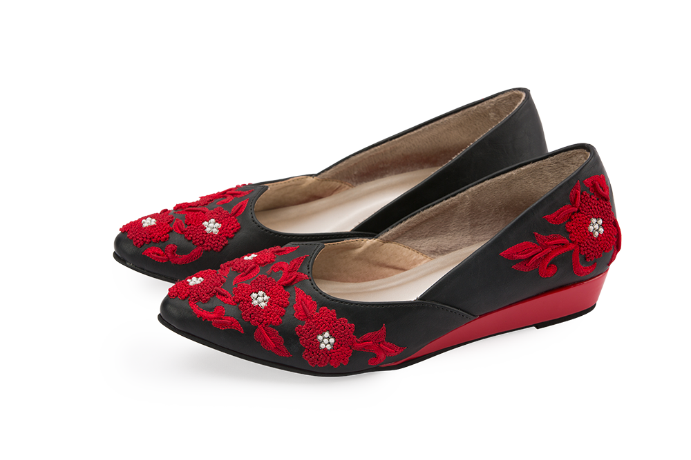 Handmade, Designer Shoes for Women, Embroidered | by Rungg